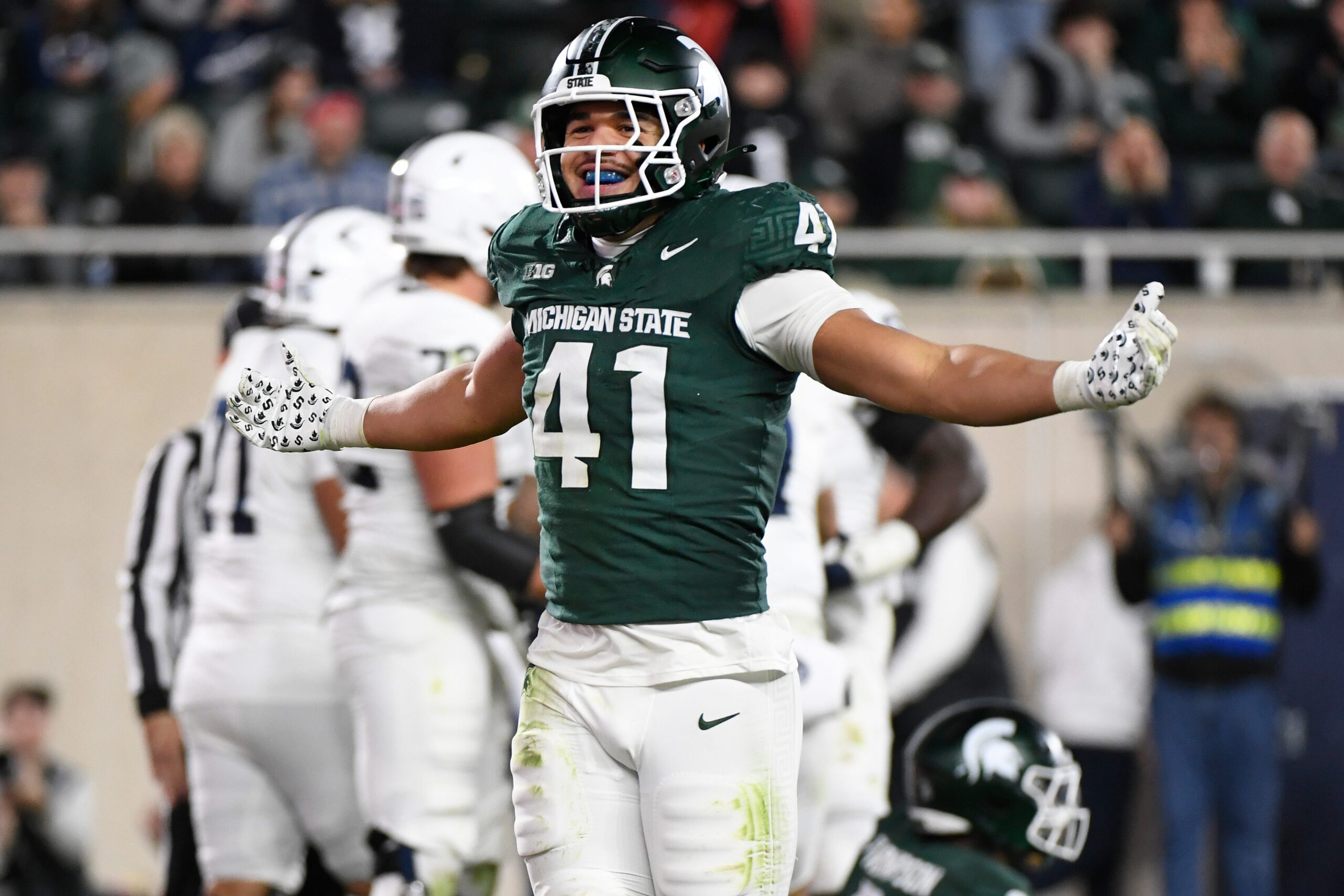 KU earns commitment of edge rusher Santiago | News, Sports, Jobs ...